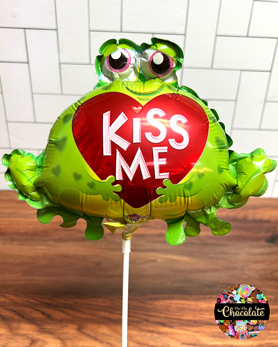 Air Inflated Balloon - Happy Valentines Kiss Me Frog – Cha Cha Chocolate